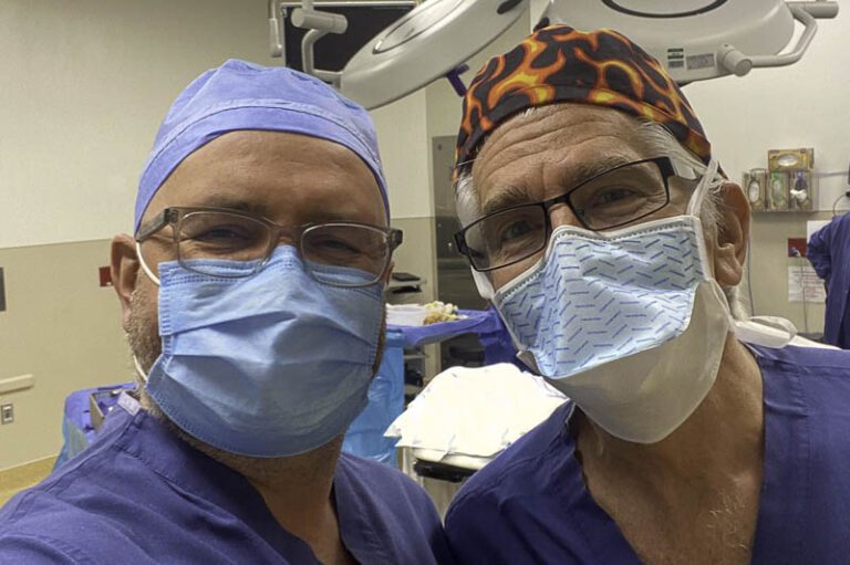 International Collaboration on the Cleft Lift Technique - Evergreen ...